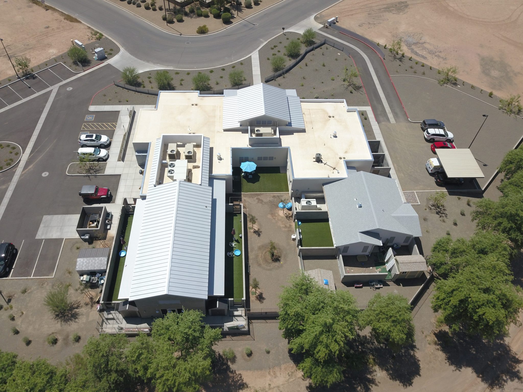 New AZ Friends for Life Building Sky View » Friends for Life Animal Rescue